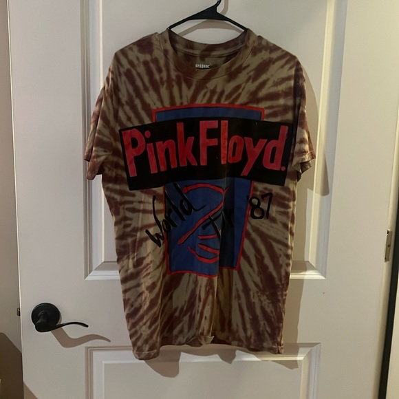Pink Floyd | Shirts | 6 For 2 Pink Floyd World Tour 87 Official Tshirt ...